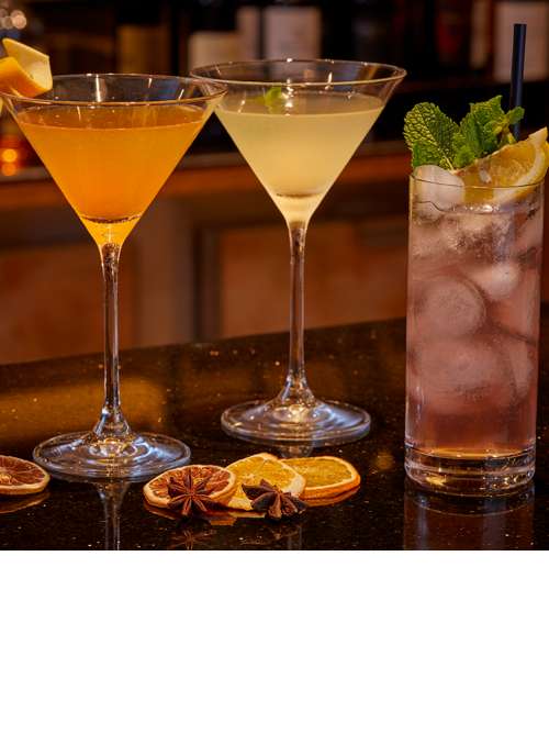 G32 - Queen Mary 2 Nightclub - Cunard Cruise Line