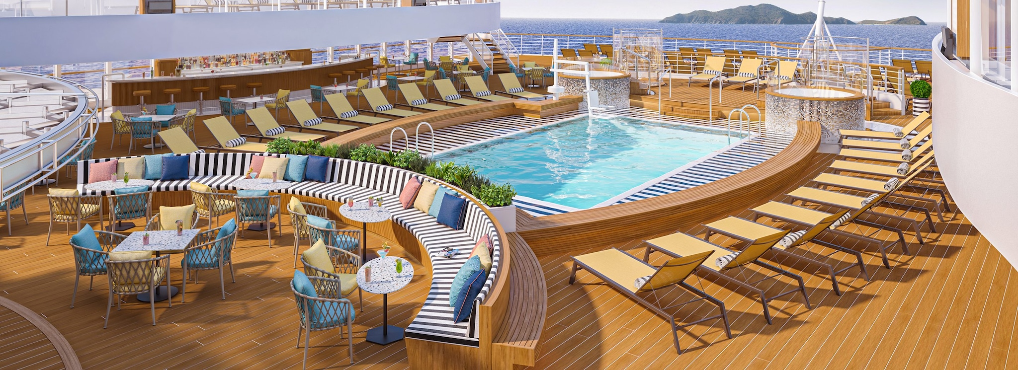 queen mary inside pool