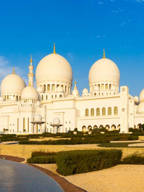 Your guide to Abu Dhabi, United Arab Emirates.