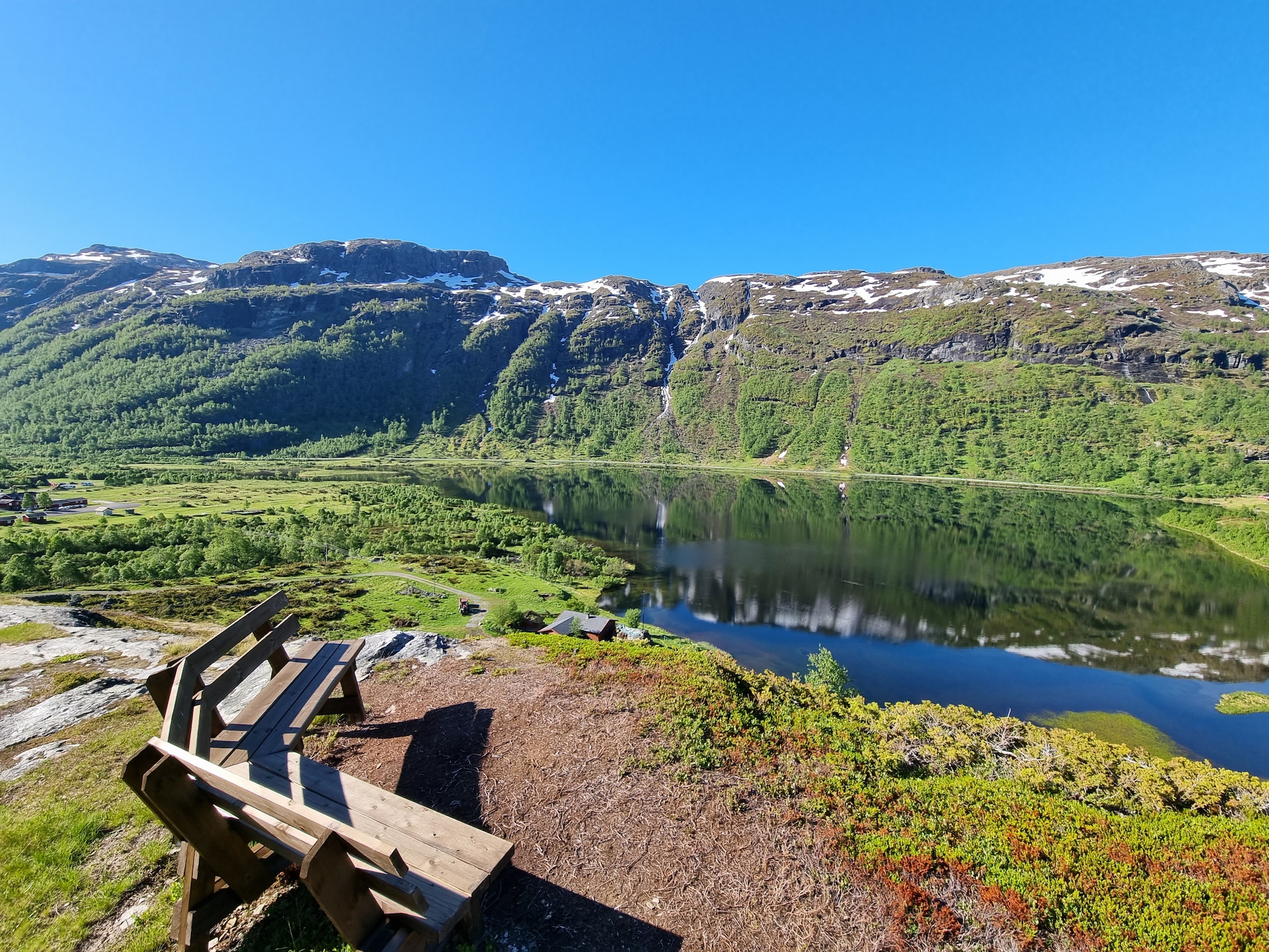 Østerbø Mountain Scenery & Hike