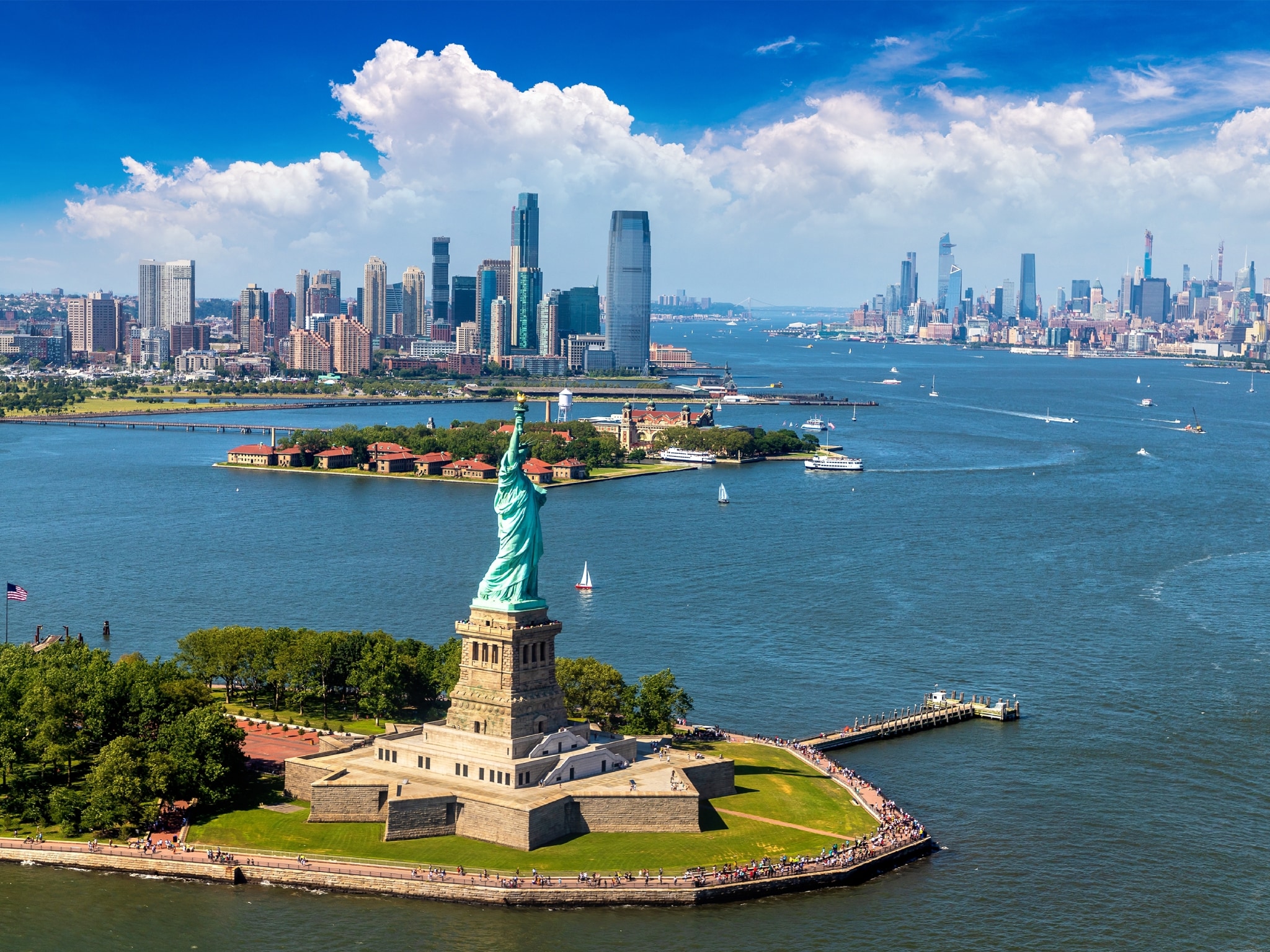 9 nights – Westbound Transatlantic Crossing – October 2027