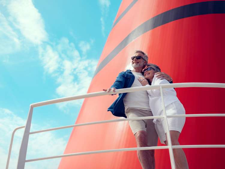 Cruises departing in 2027 - Cunard cruises